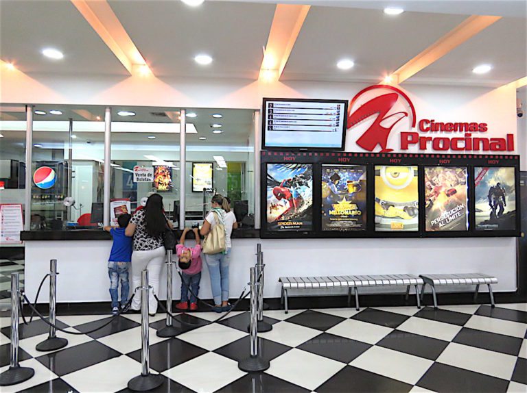 Monterrey Mall: A Guide to Medellín’s Technology Mall