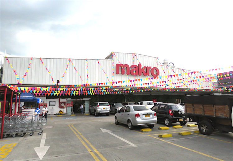 Shopping at Makro to Save Substantially on Groceries