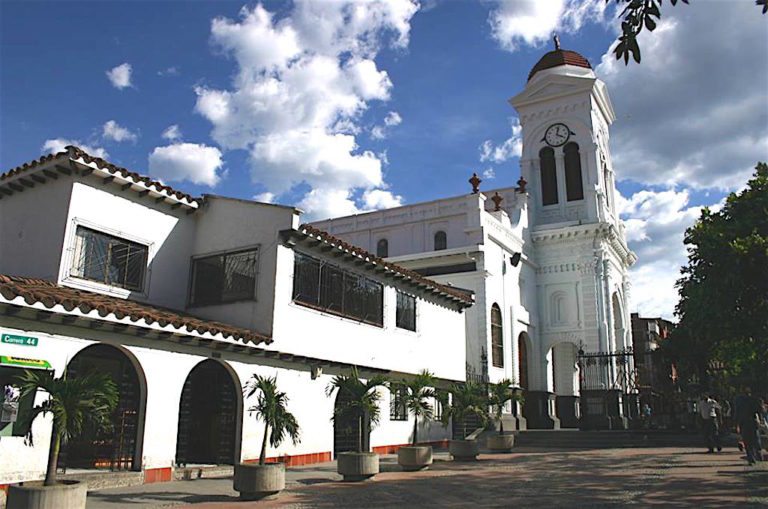 Iglesia de Santa Ana: A Very Popular Church in Sabaneta