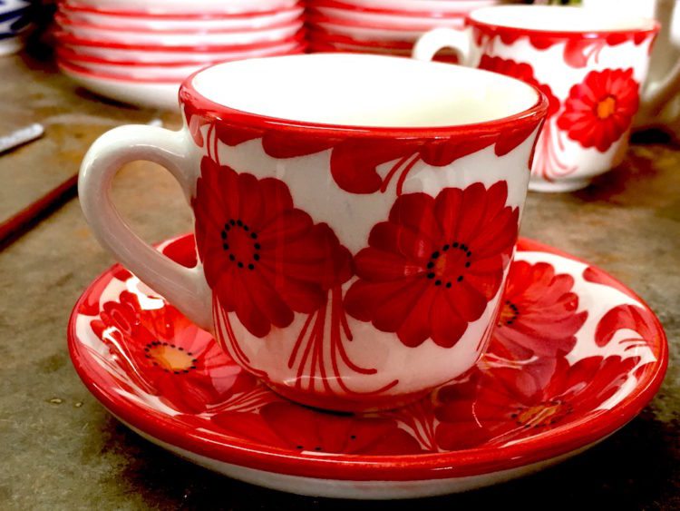 10 Iconic and Popular Christmas Gift Ideas from Colombia