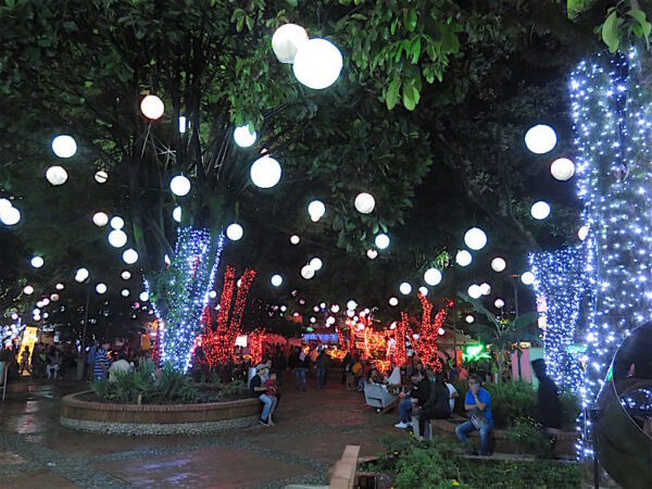 Parque Sabaneta: The Nicest Park in the Medellín Metro Area