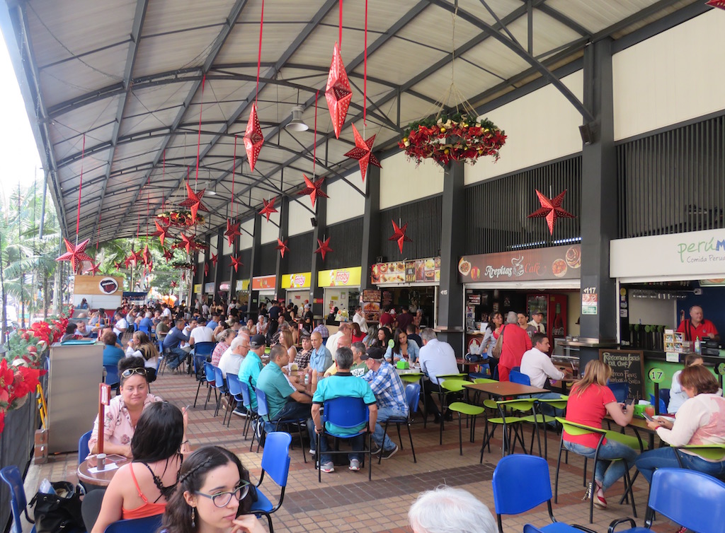 Parque Sabaneta: The Nicest Park in the Medellín Metro Area