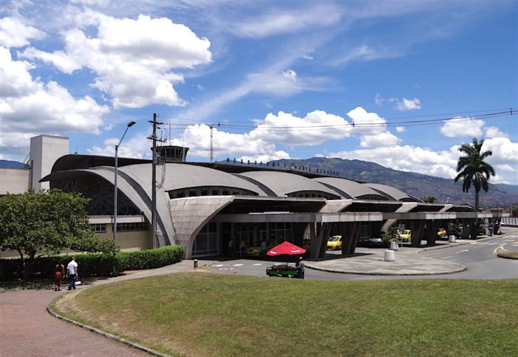 Olaya Herrera (EOH): A Guide to Medellín's Domestic Airport