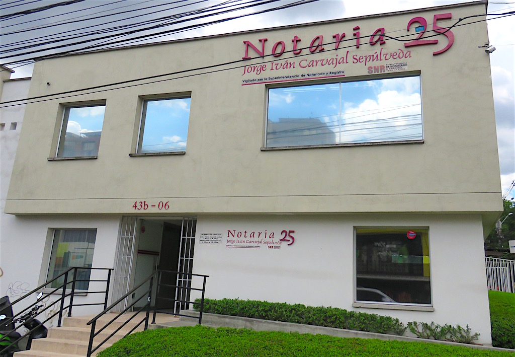 Colombia Notary Guide: Notary Services in Medellín and Beyond