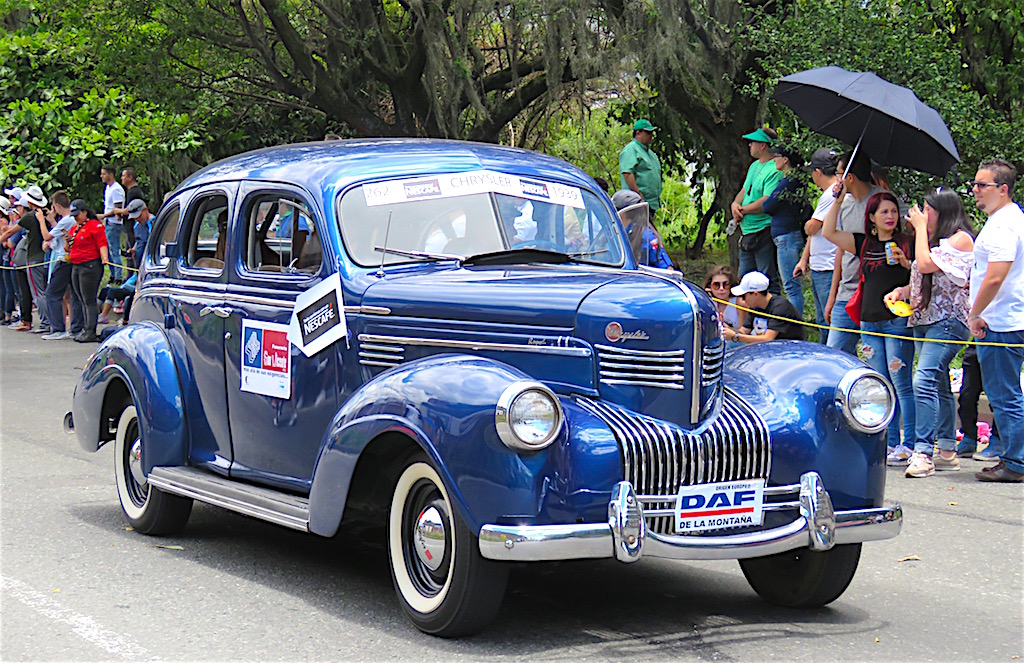 2019 Classic Car Parade (Desfile de Autos Clasicos) Photos