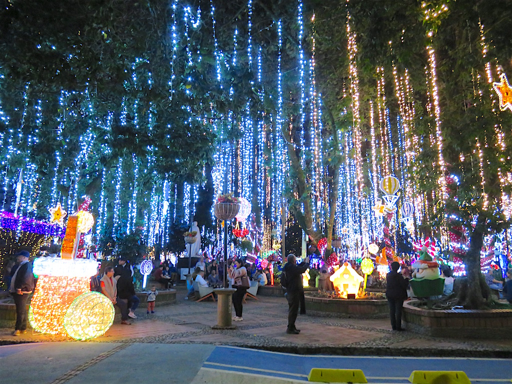 Alumbrados Sabaneta 2019: Photos of Christmas Lights in Sabaneta