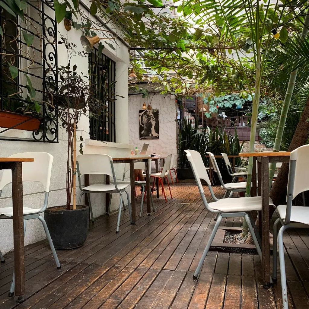 Café Zeppelin | Coffee Shops | Medellin Guru